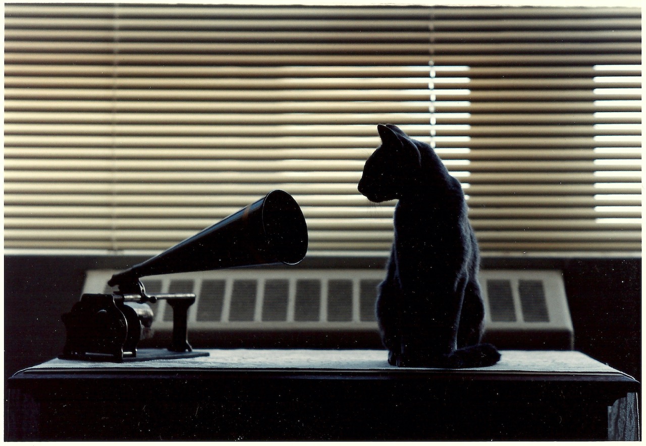 Vintage Photo: Her Master’s Voice (NYC circa 1990) | Brotherly Love