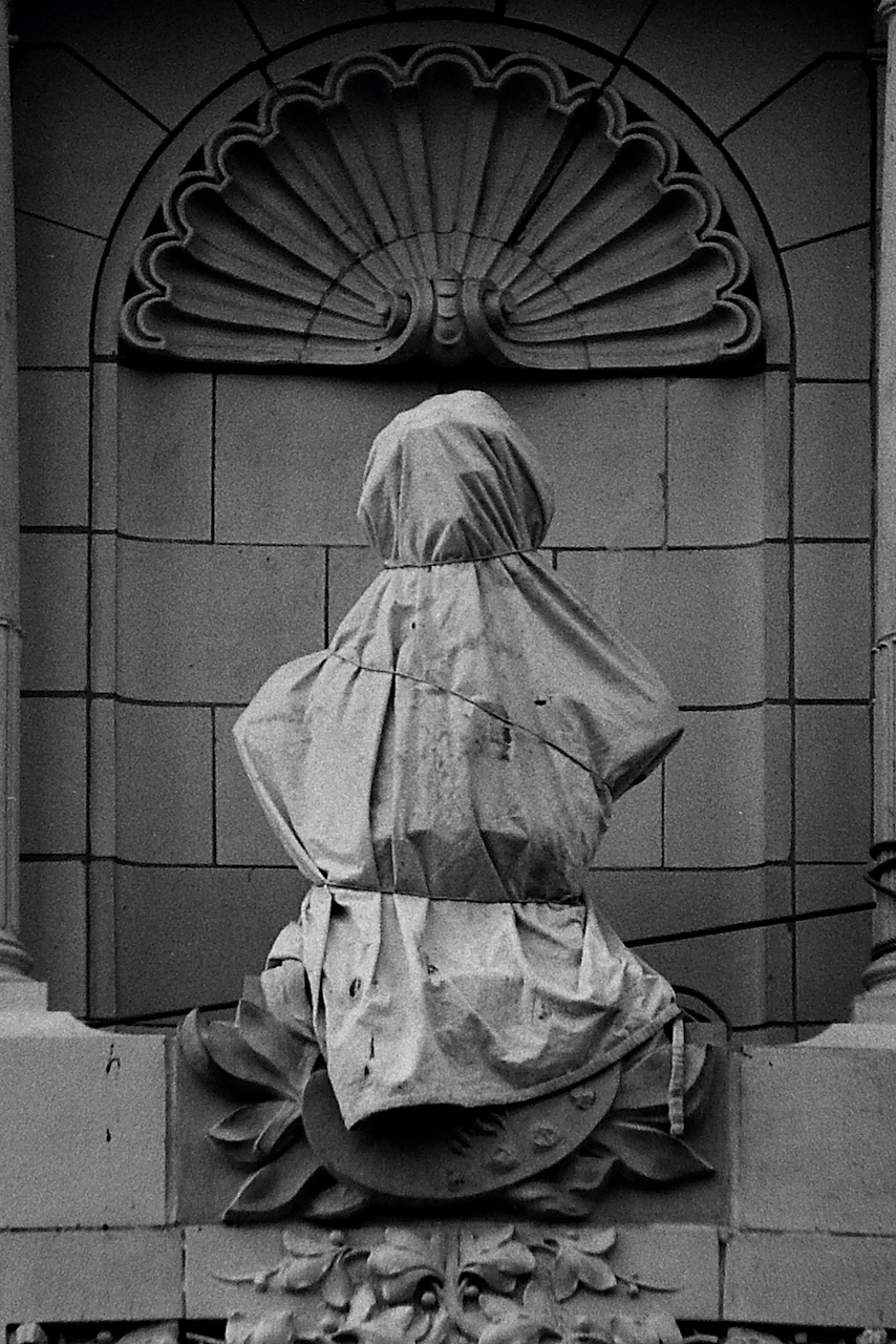 Vintage Photo: Draped Bust, NYC 1988 | Brotherly Love