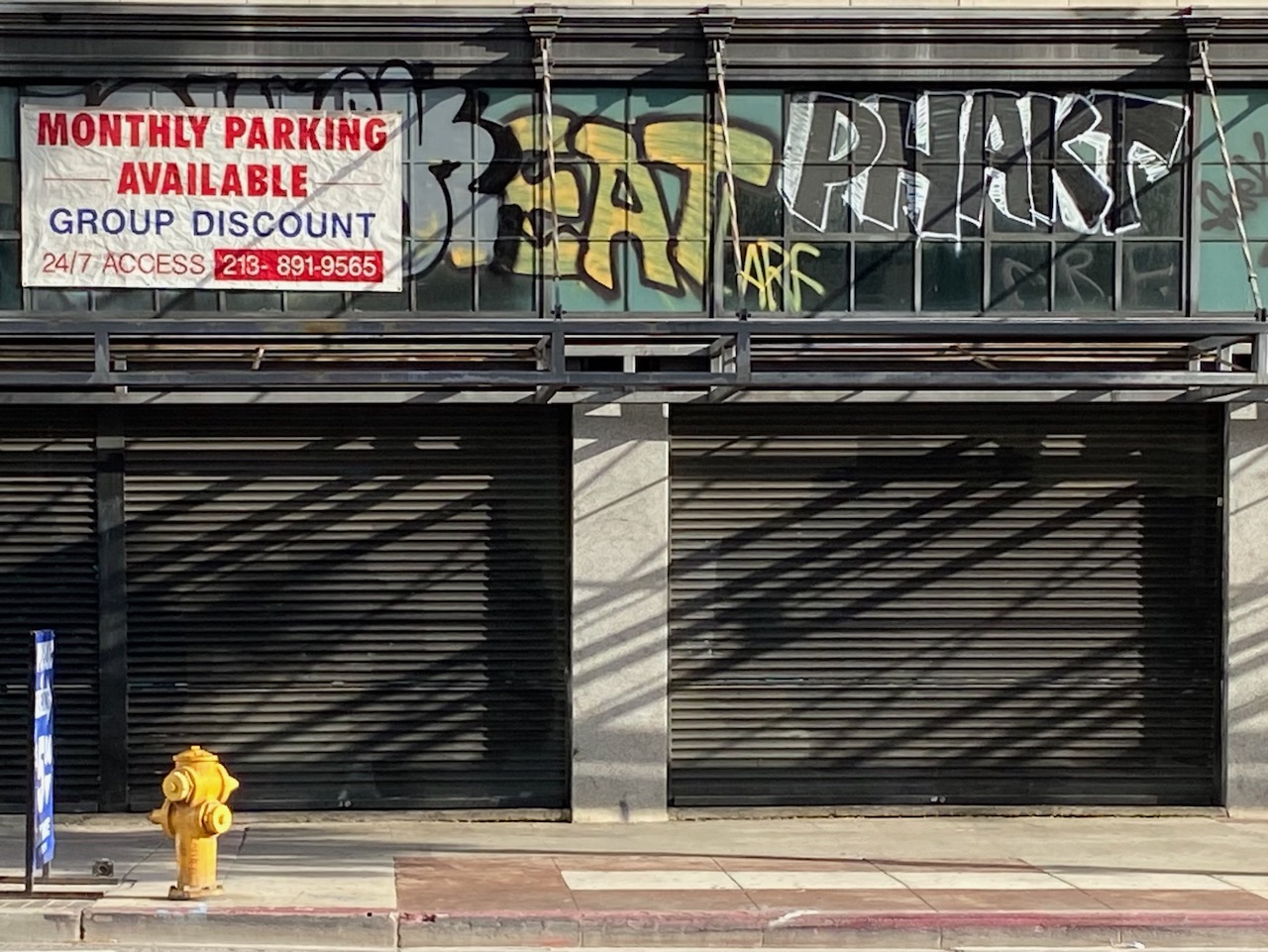 Graffiti – Eat Arf Phakt | Brotherly Love