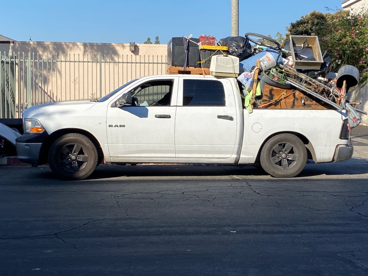 Street Couches: Couch Pickup Vehicle (2022)